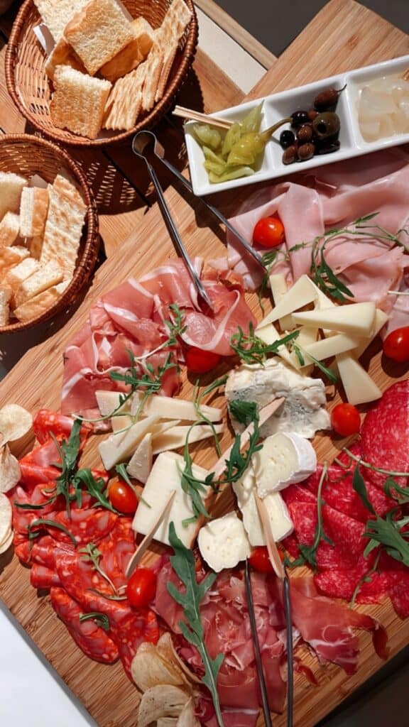 COLD CUTS & CHEESE 經典冷切肉盤 - Gusto.tw